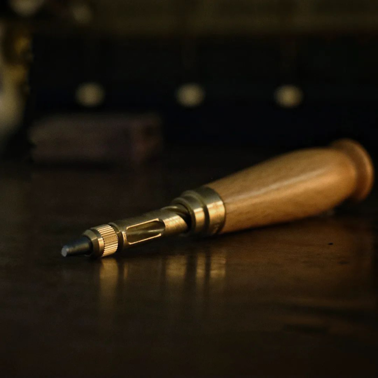 Home - Eight Needles